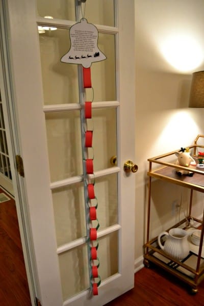 Paper Chain Advent Calendar | This Girl's Life Blog