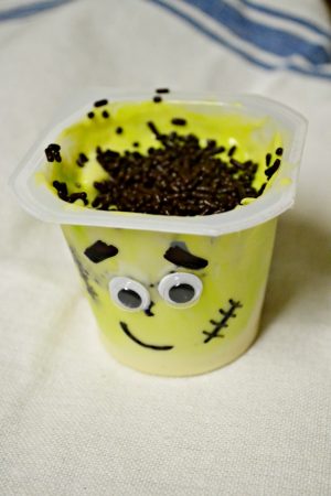 Frankenstein Pudding Cups - Easy Classroom Party Idea
