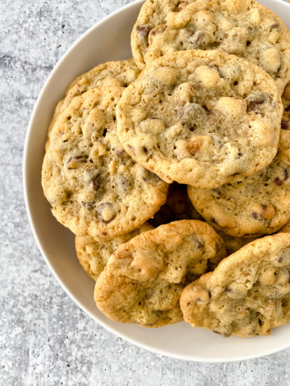 DoubleTree Hotel Chocolate Chip Cookies | Today's Creative Ideas