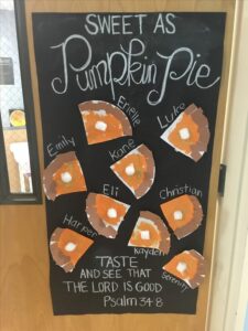 20+ Easy Fall Classroom Door Ideas | Today's Creative Ideas