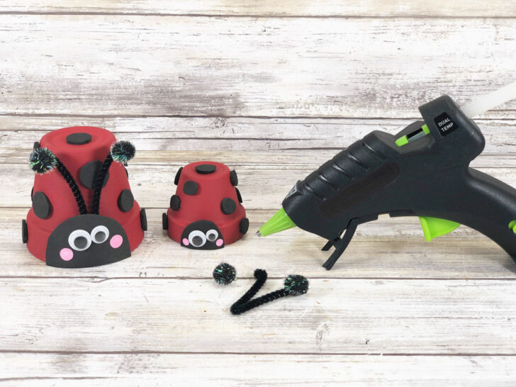 Clay Pot Ladybug Craft for Kids | Today's Creative Ideas