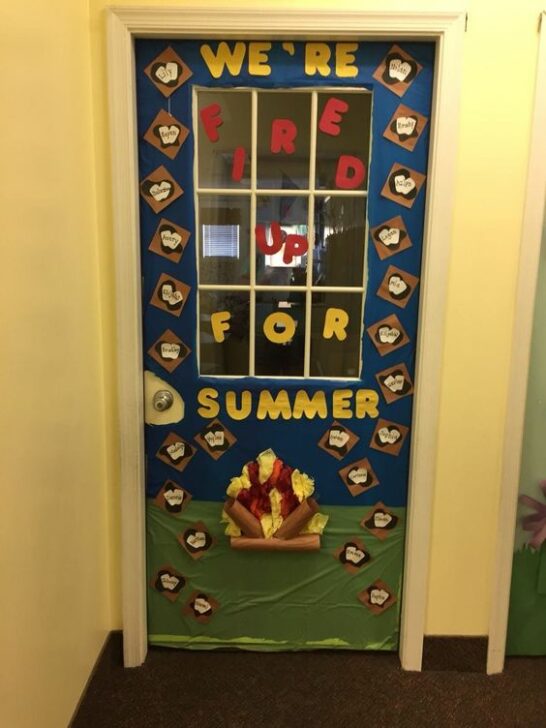 20+ Summer Classroom Door Ideas | Today's Creative Ideas